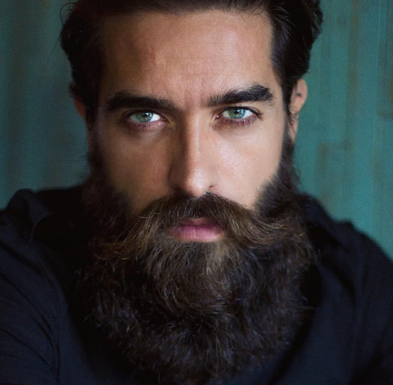 9 Fashionable Short Beard Styles to Try in 2024 - WebSta.ME