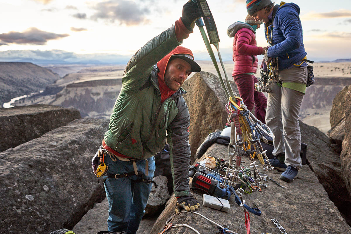 Safety First: A Comprehensive Guide to Choosing the Right Climbing Gear ...